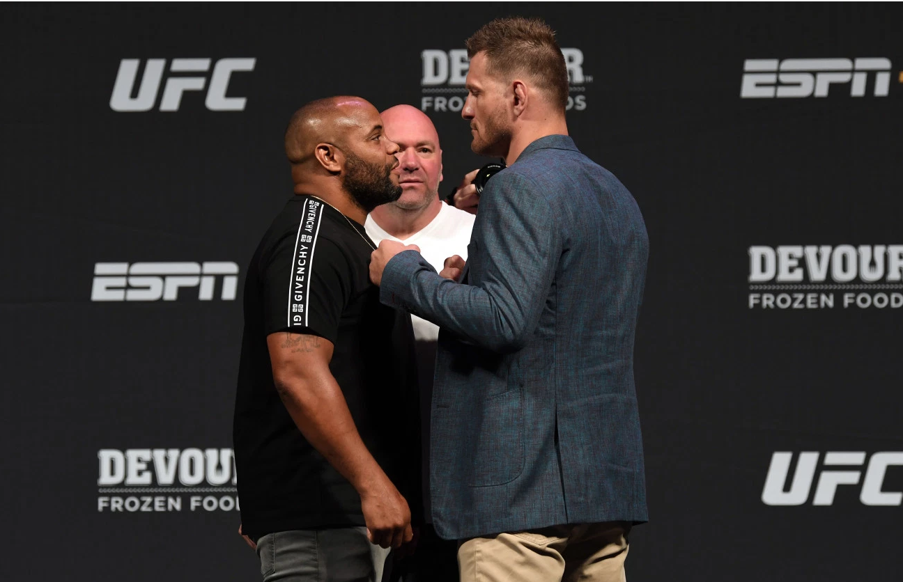 UFC 241 Daniel Cormier vs. Stipe Miocic 2 Preview | 'LLERO