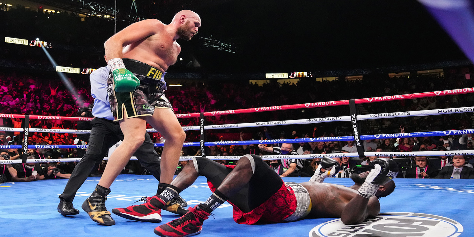 Tyson Fury KO's Deontay Wilder in Heavyweight Fight for the Ages
